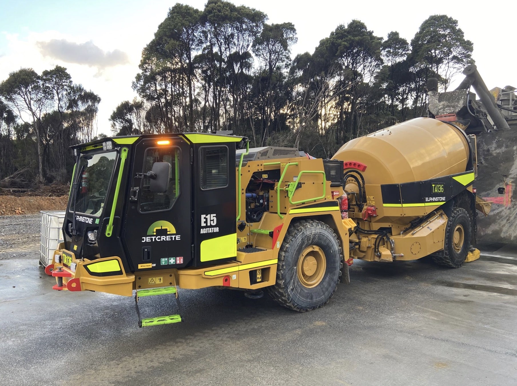 Elphinstone and Jetcrete team up for underground mining - Mining ...